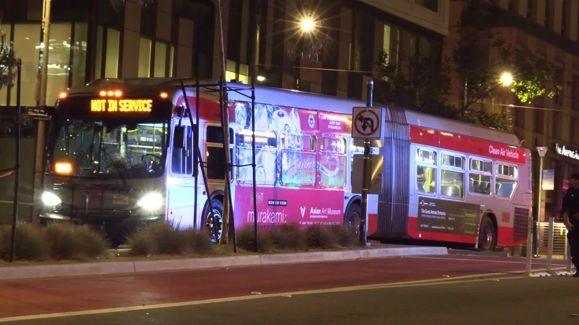 Pedestrian fatally struck by San Francisco Muni bus on Van Ness Avenue ...
