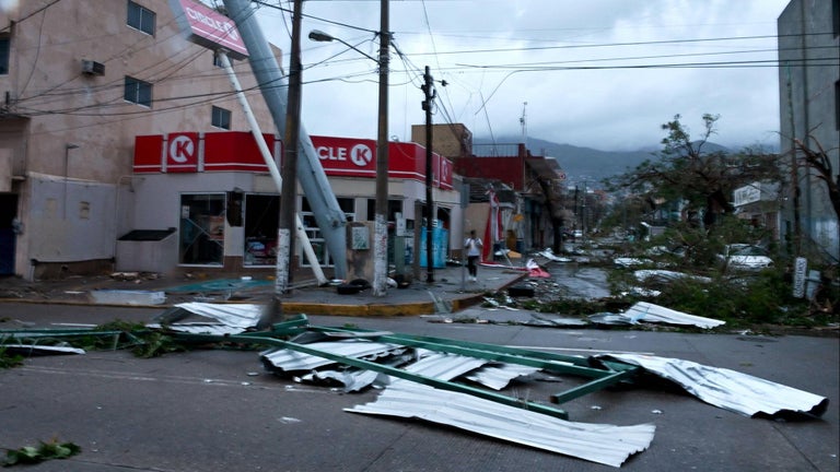 Hurricane Otis causes damage, triggers landslides after making landfall ...