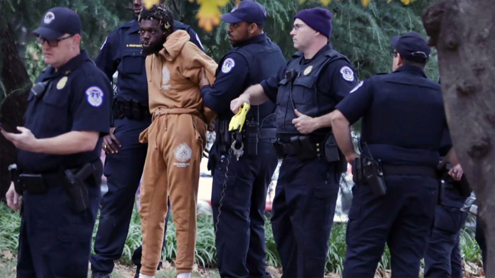 Atlanta man arrested with gun near U.S. Capitol faces numerous charges ...
