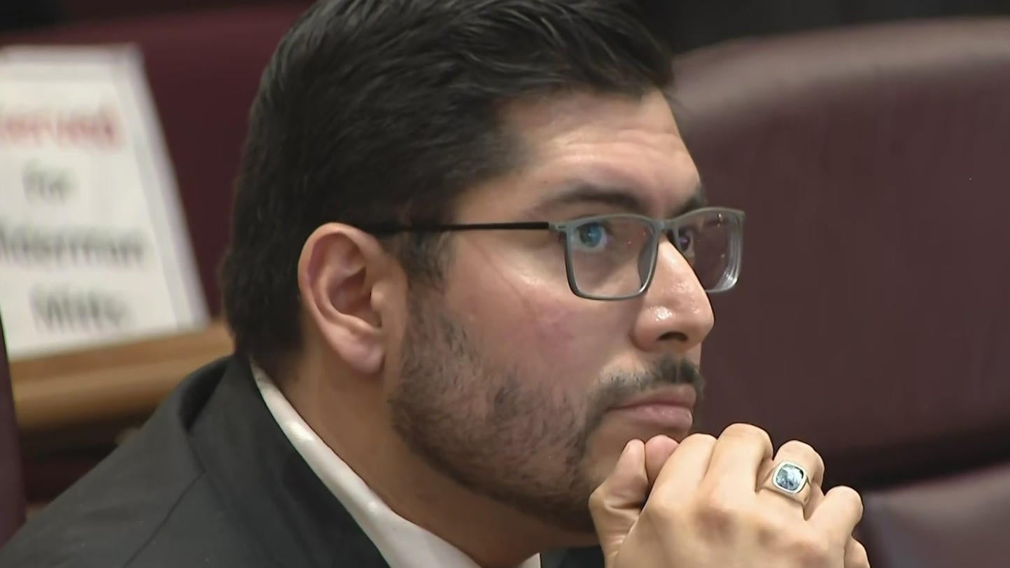 Ald. Carlos Ramirez-Rosa escapes City Council censure over bullying ...