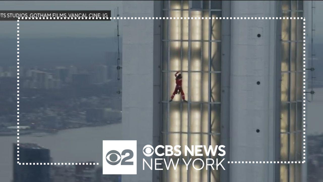 Jared Leto climbs Empire State Building to celebrate Thirty Seconds to ...