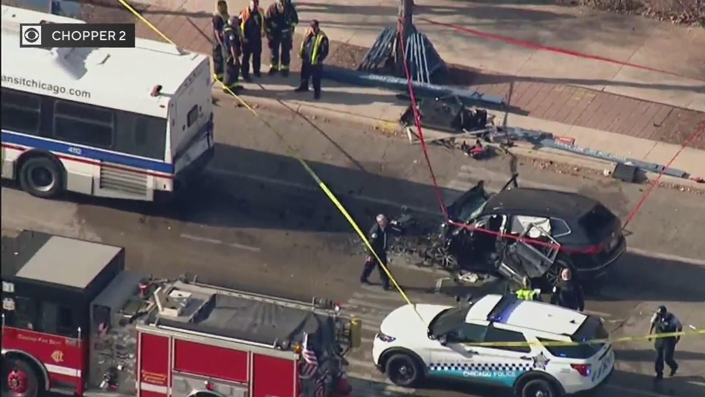 Driver killed when SUV hits back of bus in Chicago - CBS Chicago