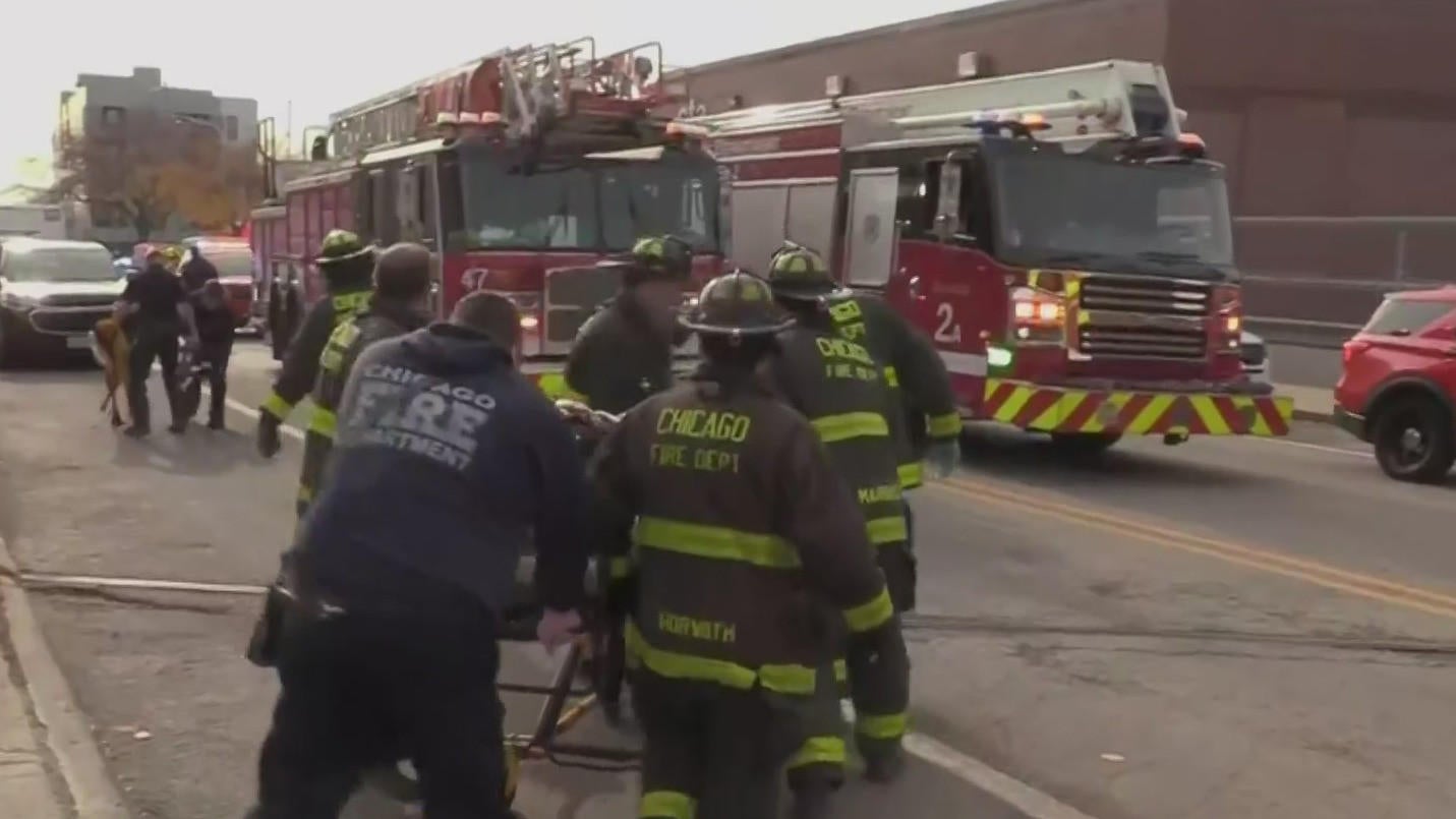 First lawsuit filed by passenger injured in CTA train crash - CBS Chicago