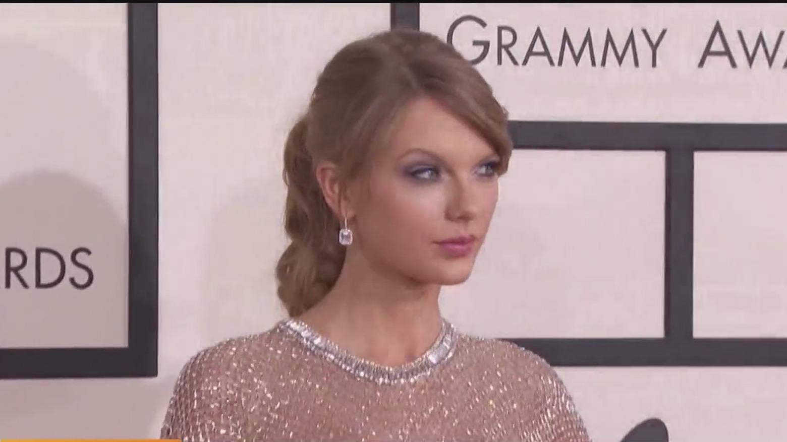 Harvard University to offer "Taylor Swift and Her World" course - CBS ...