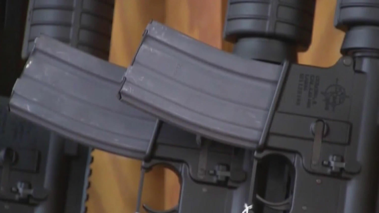 U.S. Supreme Court leaves Illinois assault weapons ban in place - CBS Chicago