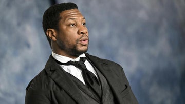 Jonathan Majors' ex-girlfriend drops assault and defamation lawsuit after reaching settlement ...
