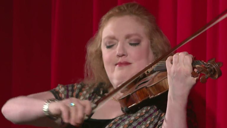 World-famous violinist from Chicago puts on a show for middle schoolers ...