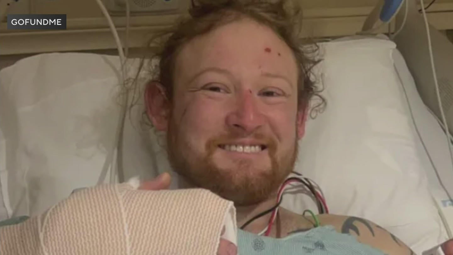 911 call documents discovery of man stuck in truck for 6 days - CBS Chicago