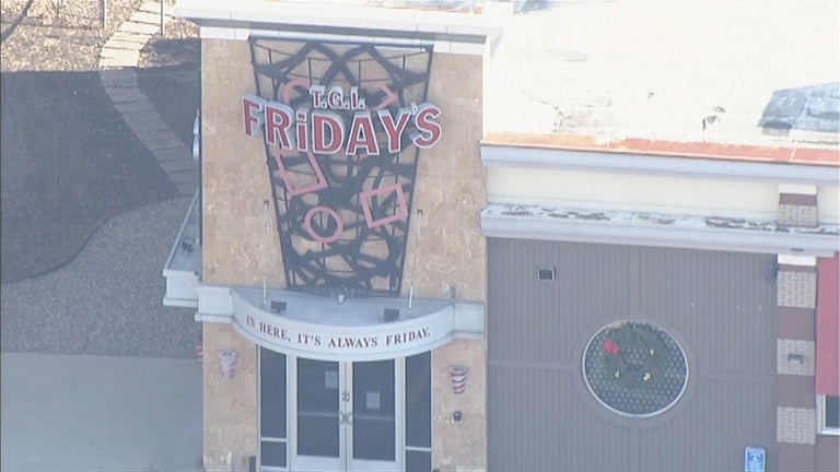 TGI Fridays closes 6 Massachusetts restaurant locations - CBS Boston