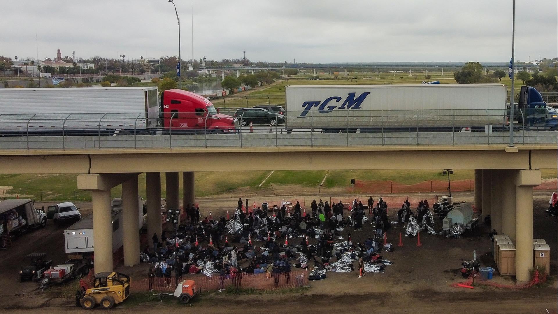 U.S. reopening 4 entry points at southern border following dramatic ...