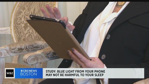 Researchers find that blue light may not negatively effect sleep - CBS ...