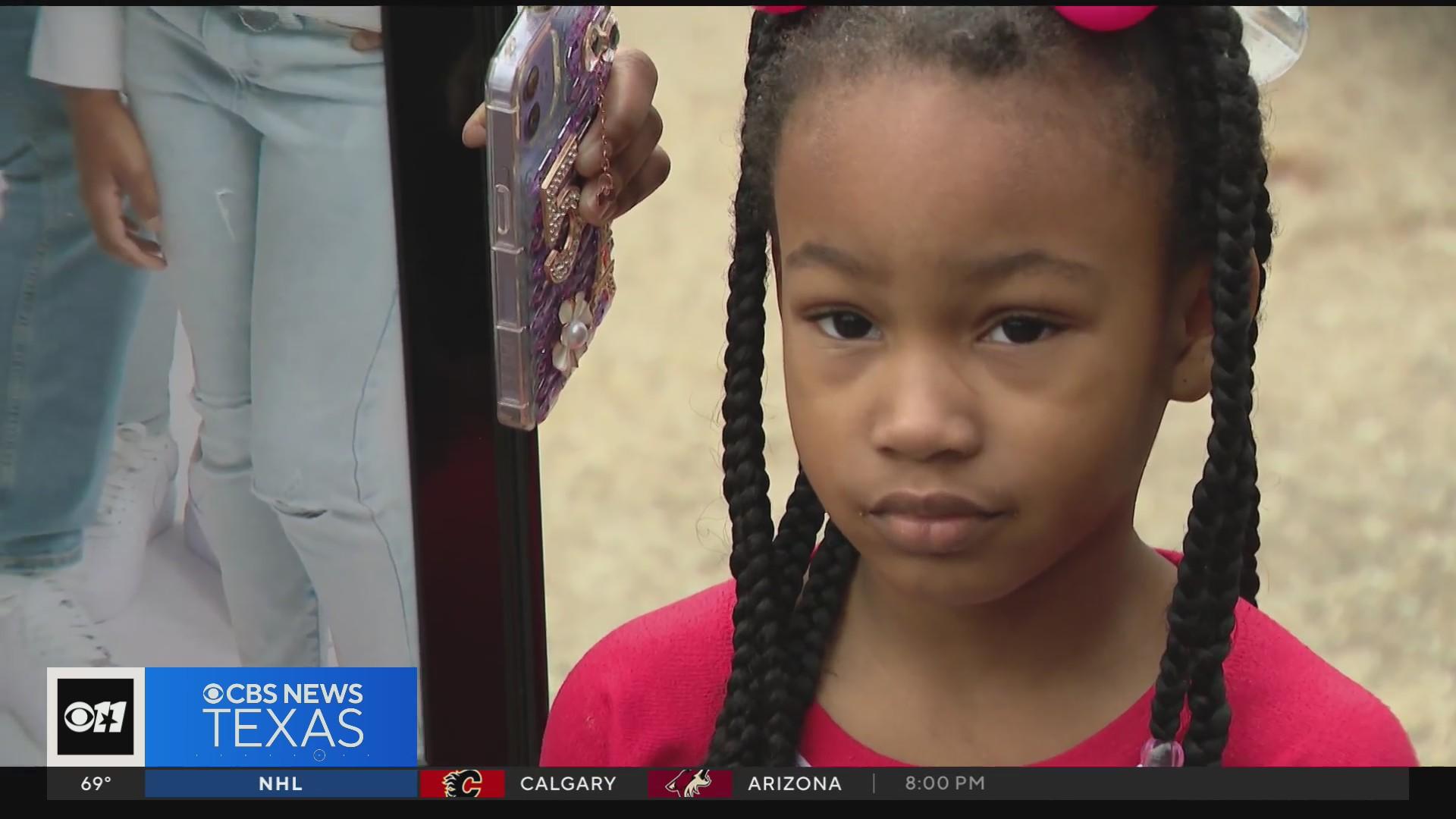 Police: Older brother's friend brought loaded weapons into home where 6 ...