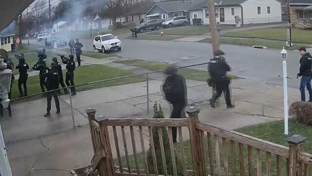 Ohio mother claims flash-bang explosion during mistaken police raid ...