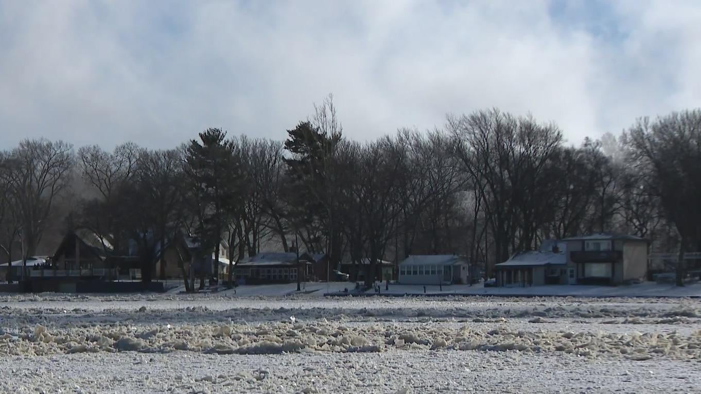 Kankakee River ice jam causes flooding 50 miles southwest of Chicago ...