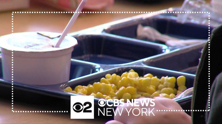 New Jersey expands eligibility requirements for free school meal programs - CBS New York
