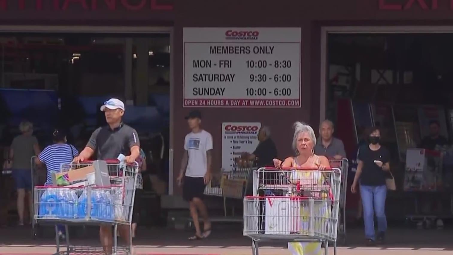 Costco tests scanning membership cards at store entrances - CBS Boston