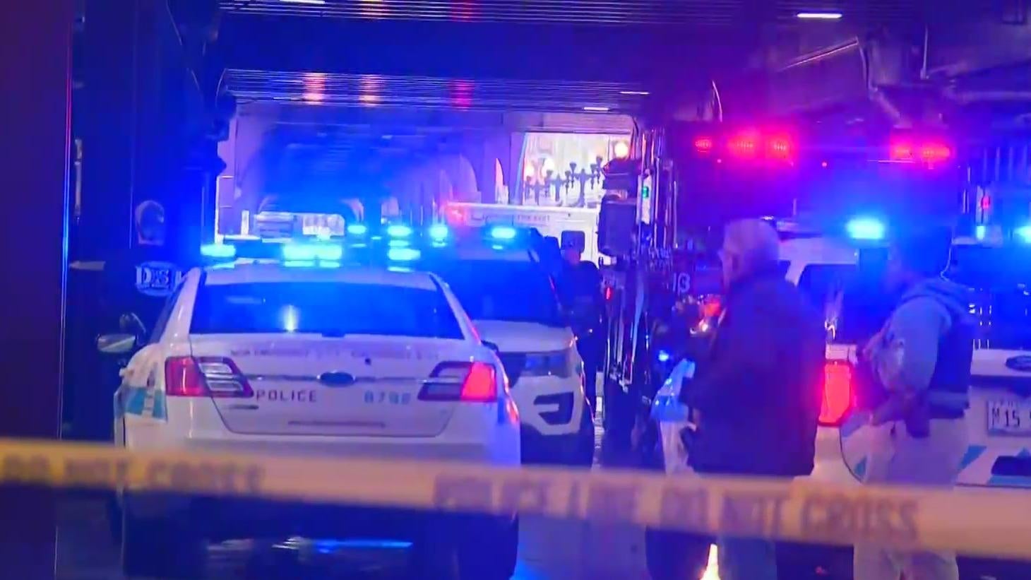 New video shows witnesses take cover from Chicago Loop shooting that ...