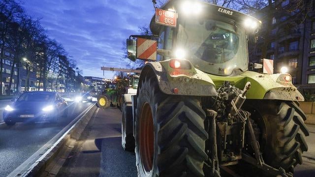 European farmers rage at EU parliament in Brussels, but France protests ...
