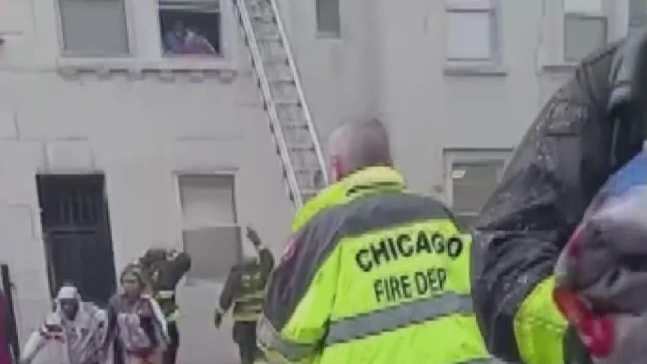 8 hospitalized after South Side Chicago high-rise fire - CBS Chicago