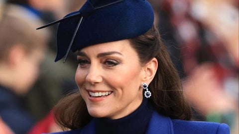 First photo of Princess Kate since surgery released on Britain's Mother ...
