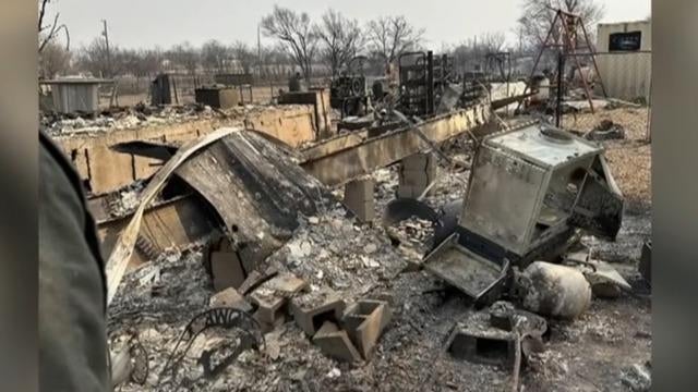 See Texas fires map and satellite images of wildfires burning in ...