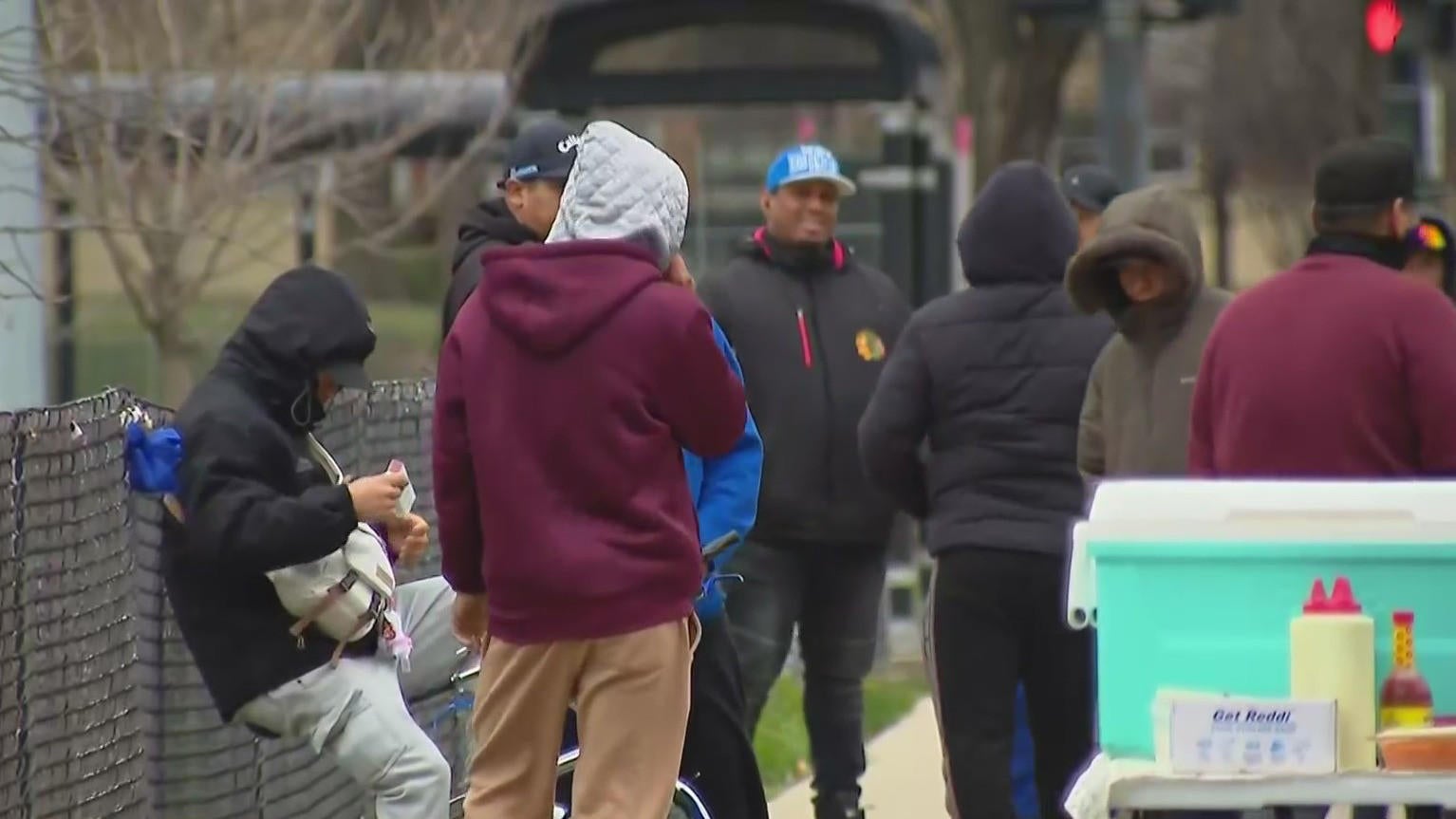 Migrants to be moved out of five Chicago Park District sites - CBS Chicago