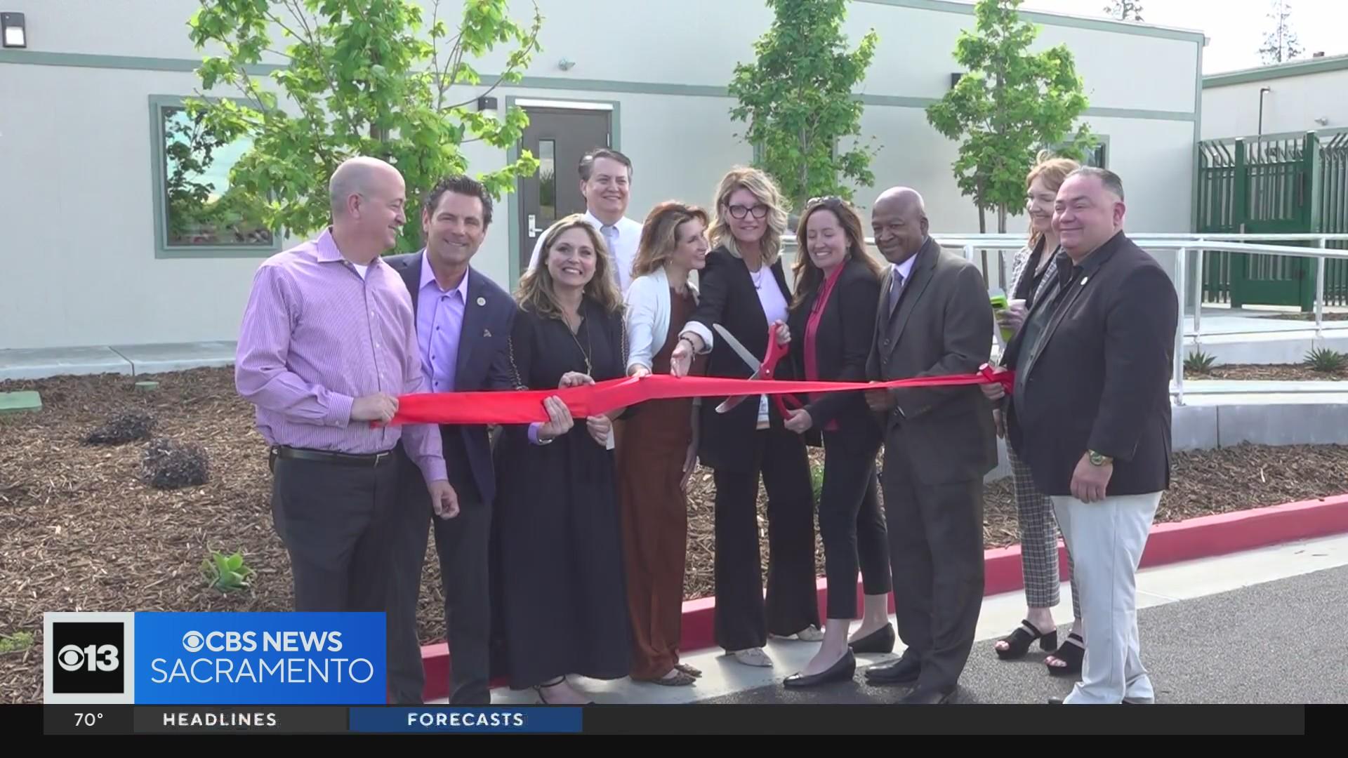 New homeless shelter, Sage Village, opens in Stockton area - CBS Sacramento