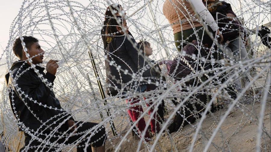 15 House Democrats call on Biden to take border executive action - CBS News