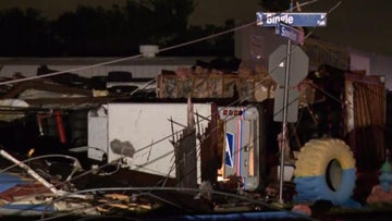 7 dead as storms slam Houston yet again; hundreds of thousands still ...