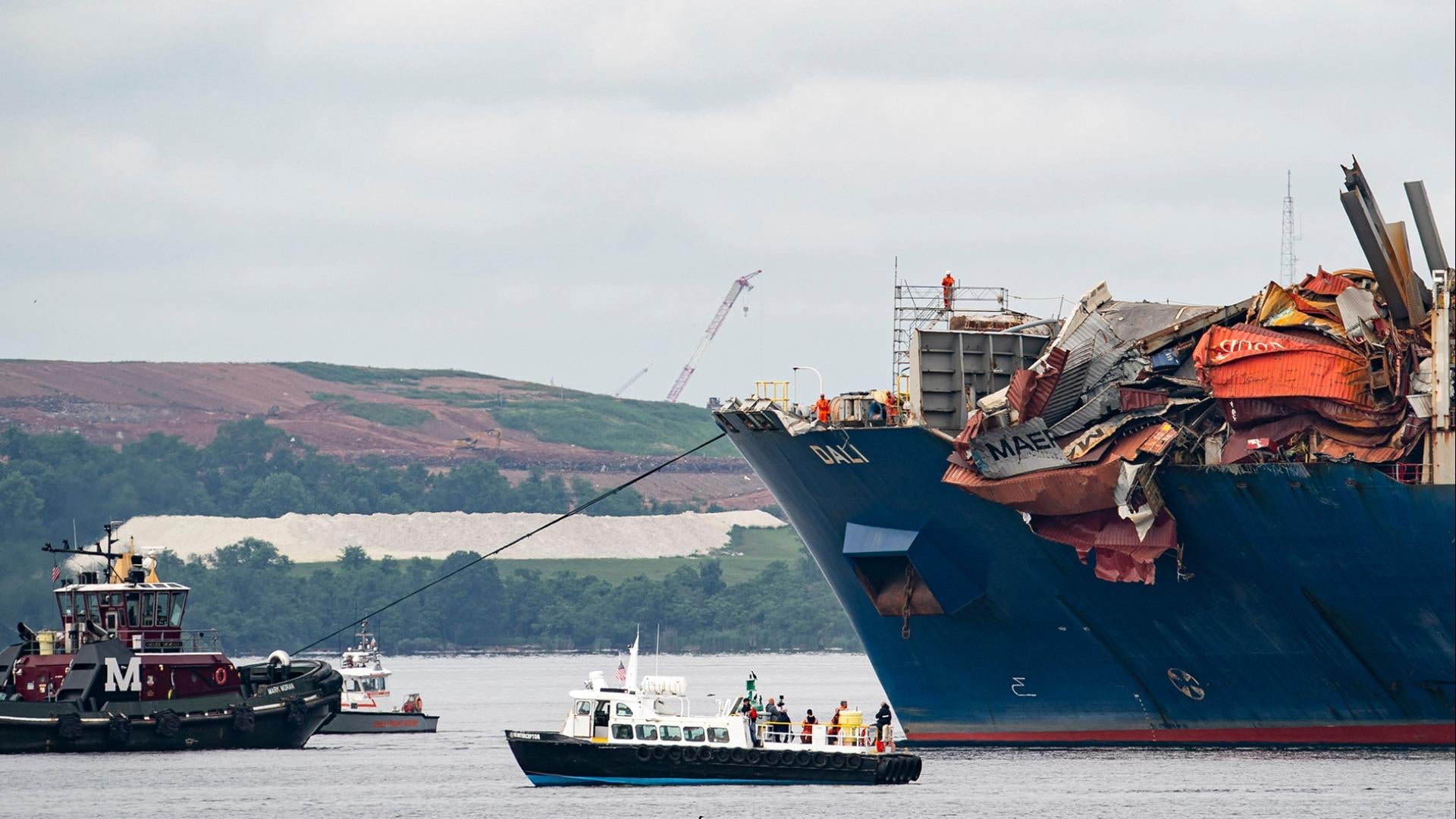 When shipping containers lost at sea burst open, what happens? - CBS News