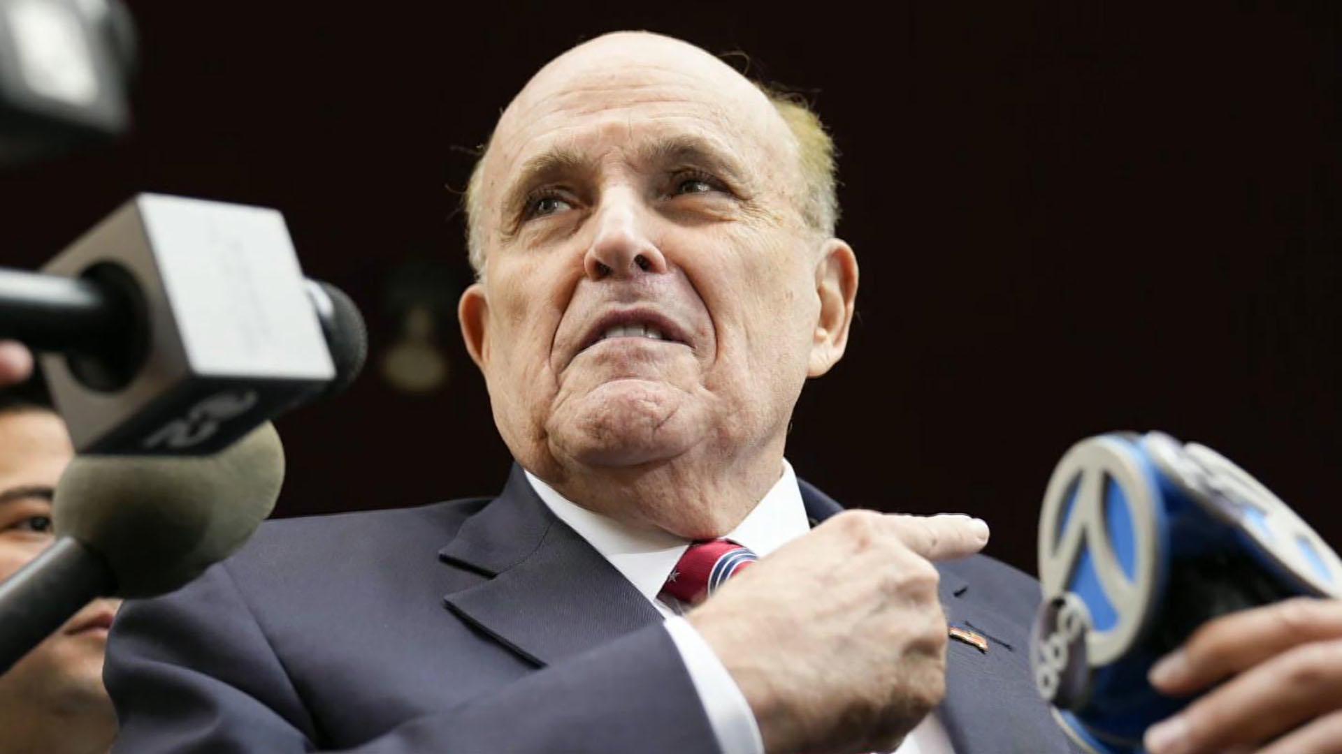 Ex-Trump campaign legal adviser Jenna Ellis agrees to cooperate in ...