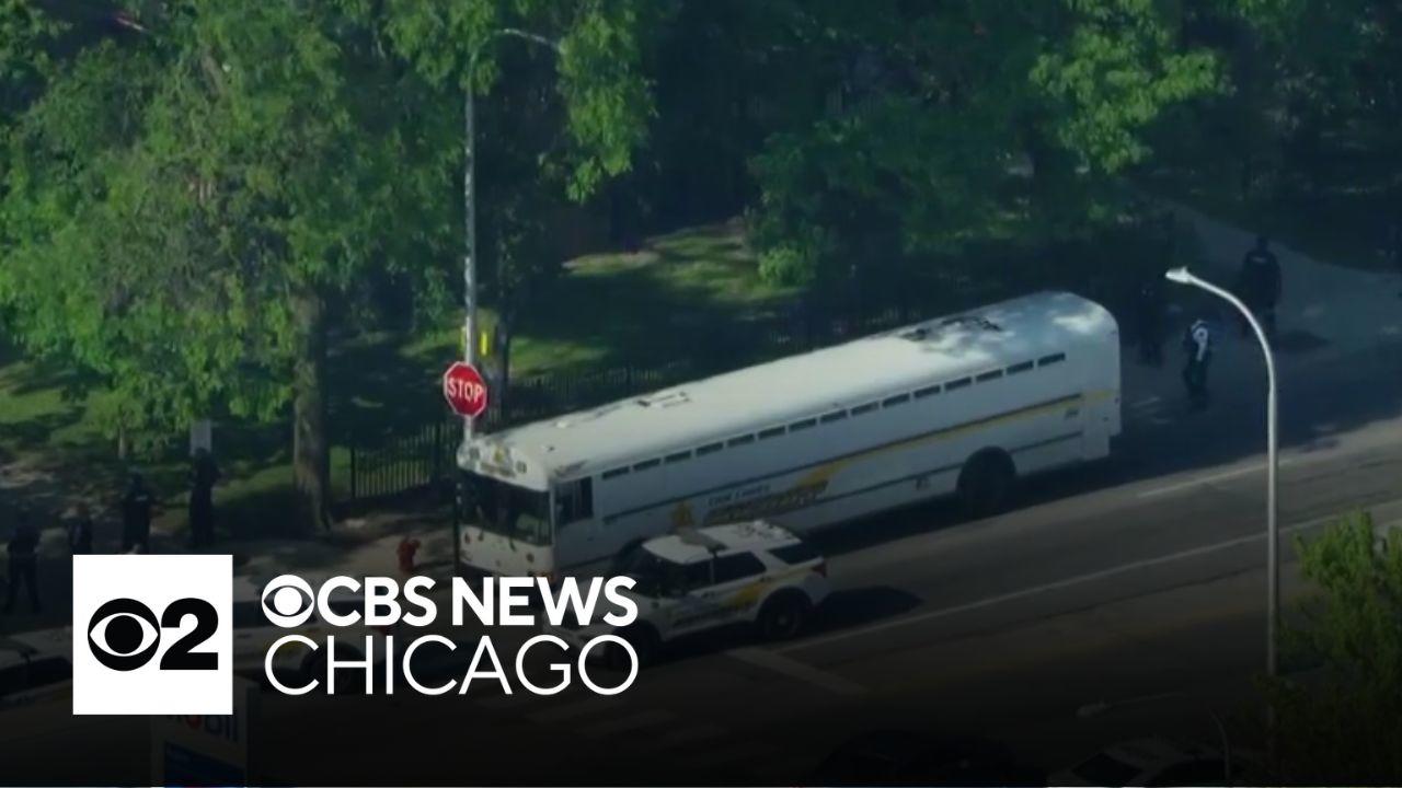Police rush to scene as Cook County inmates get into fight on broken ...