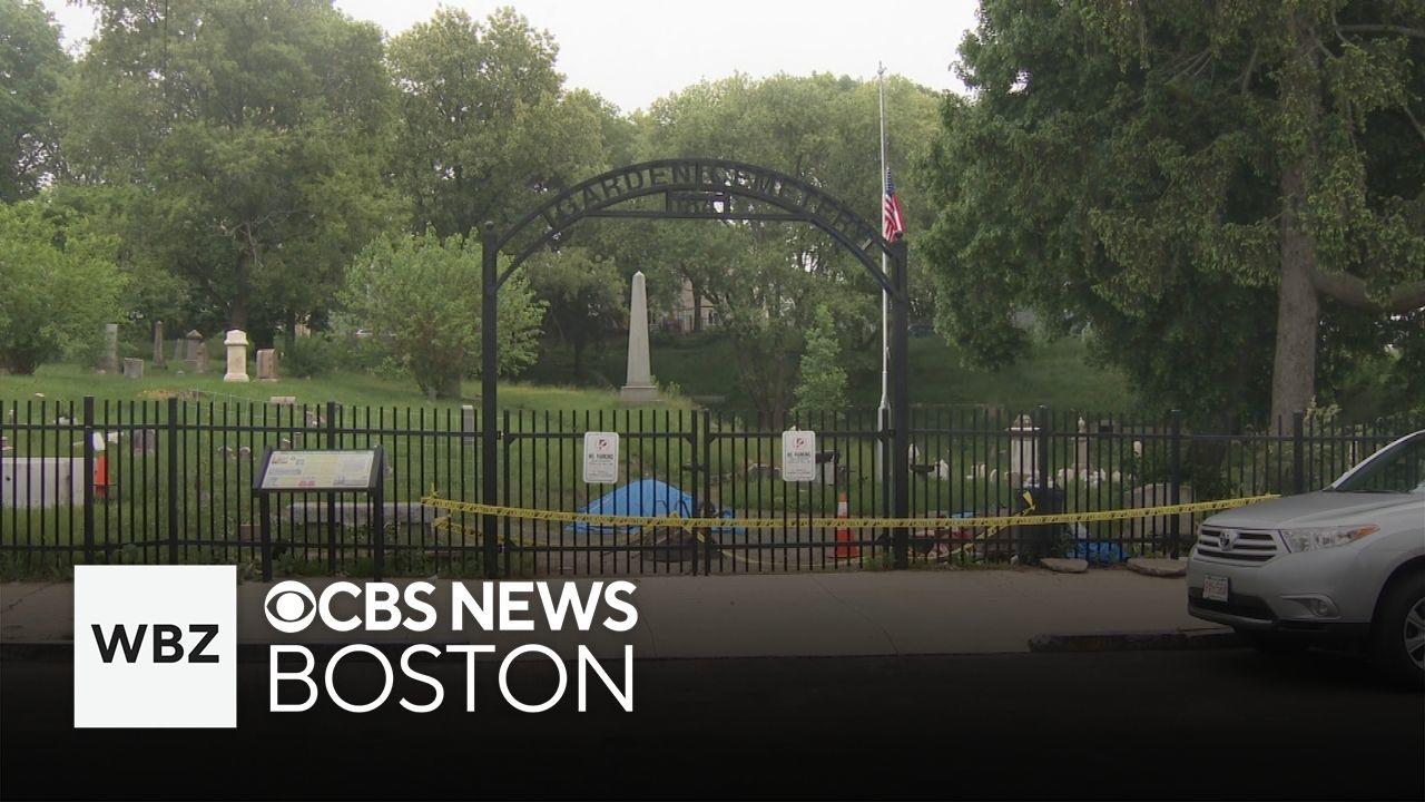 Family disappointed after Chelsea cemetery is left locked and a "wreck ...