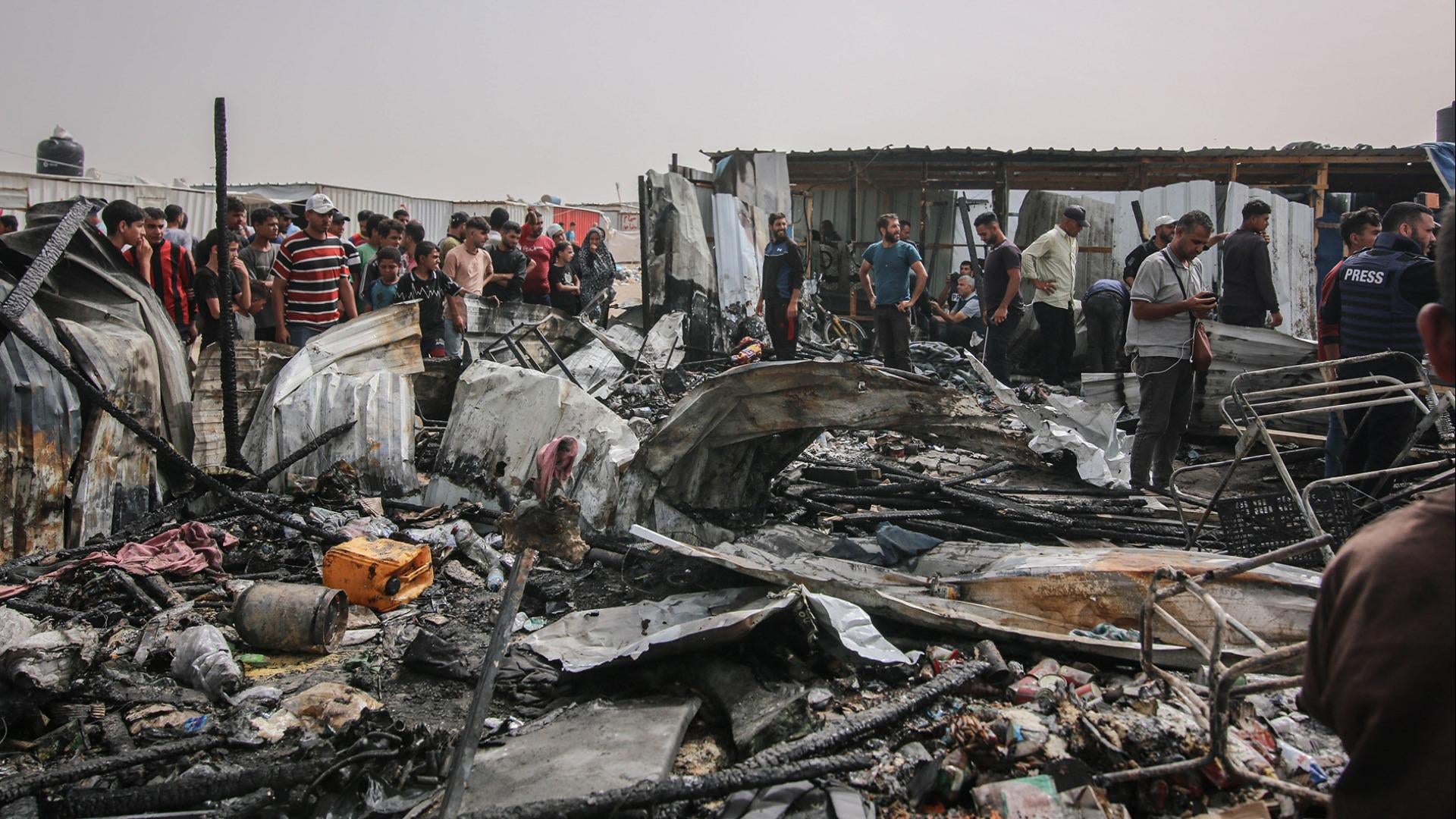 U.S.-made bomb used in Israeli strike on Rafah that killed dozens ...