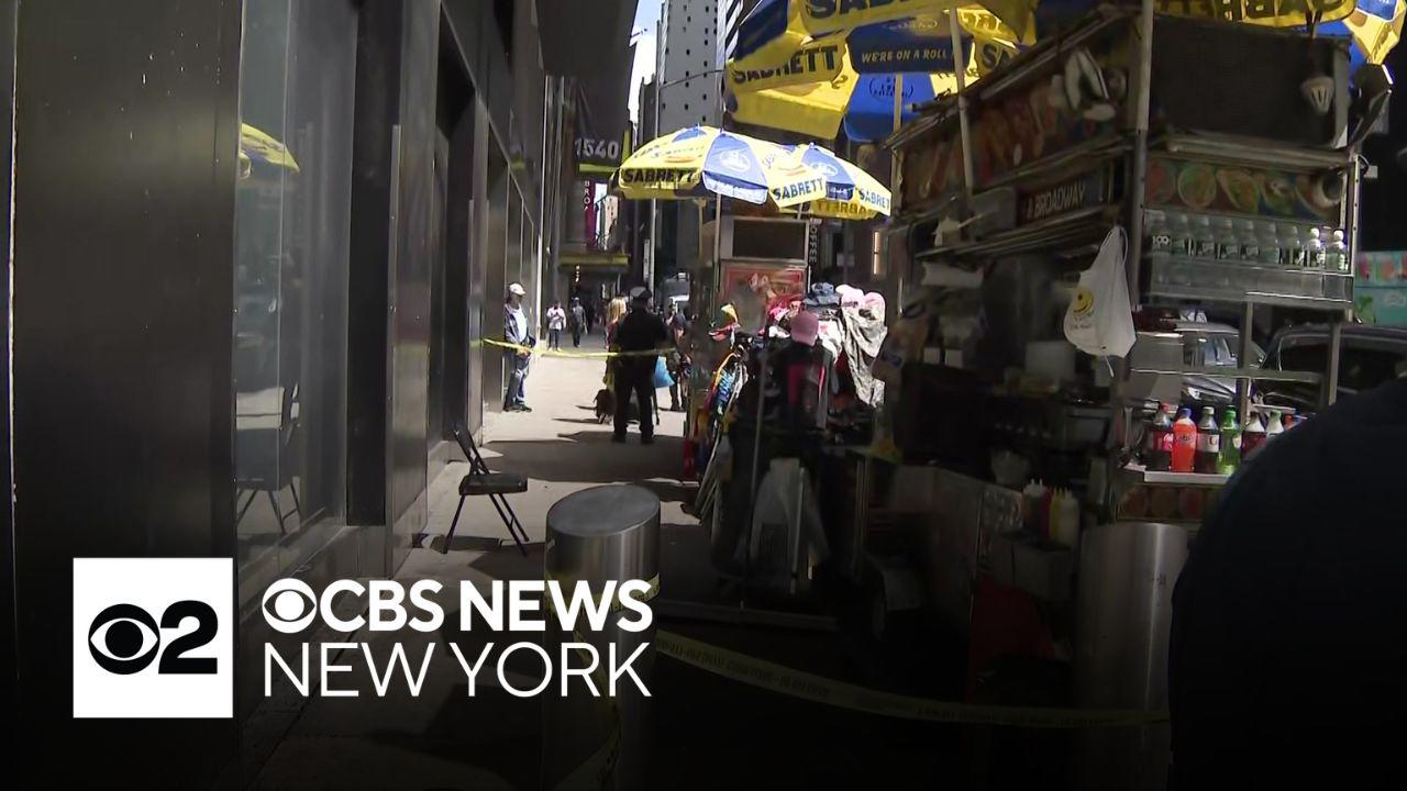 3 in custody after stabbing in Times Square today, police say - CBS New ...