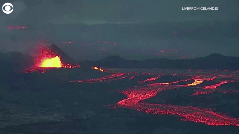 New volcanic eruption in Iceland brings video of lava spewing from ...