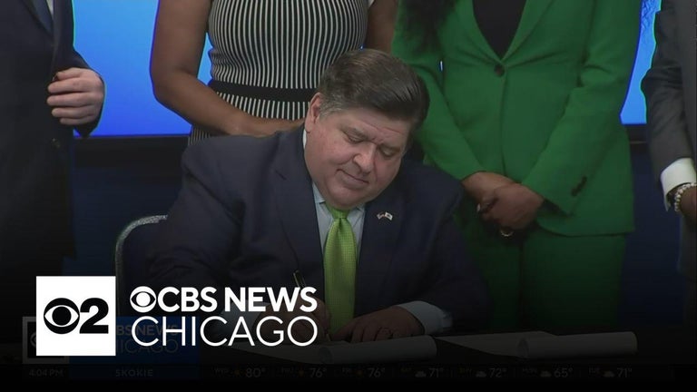 Gov. JB Pritzker signs $53 billion Illinois state budget plan - CBS Chicago