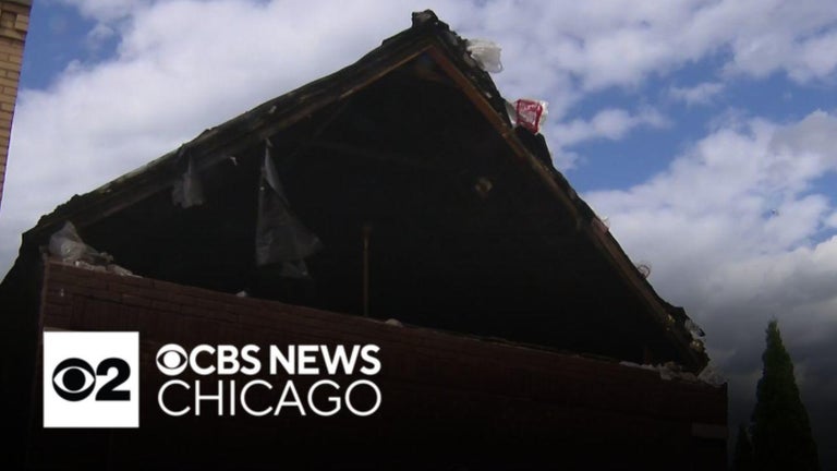 2 people injured when second-floor wall of house collapses on Chicago's ...