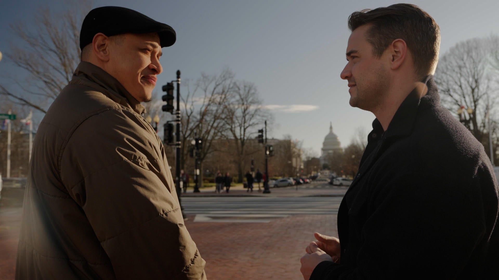 ICE's SmartLINK app tracks migrants by the thousands. Does it work ...