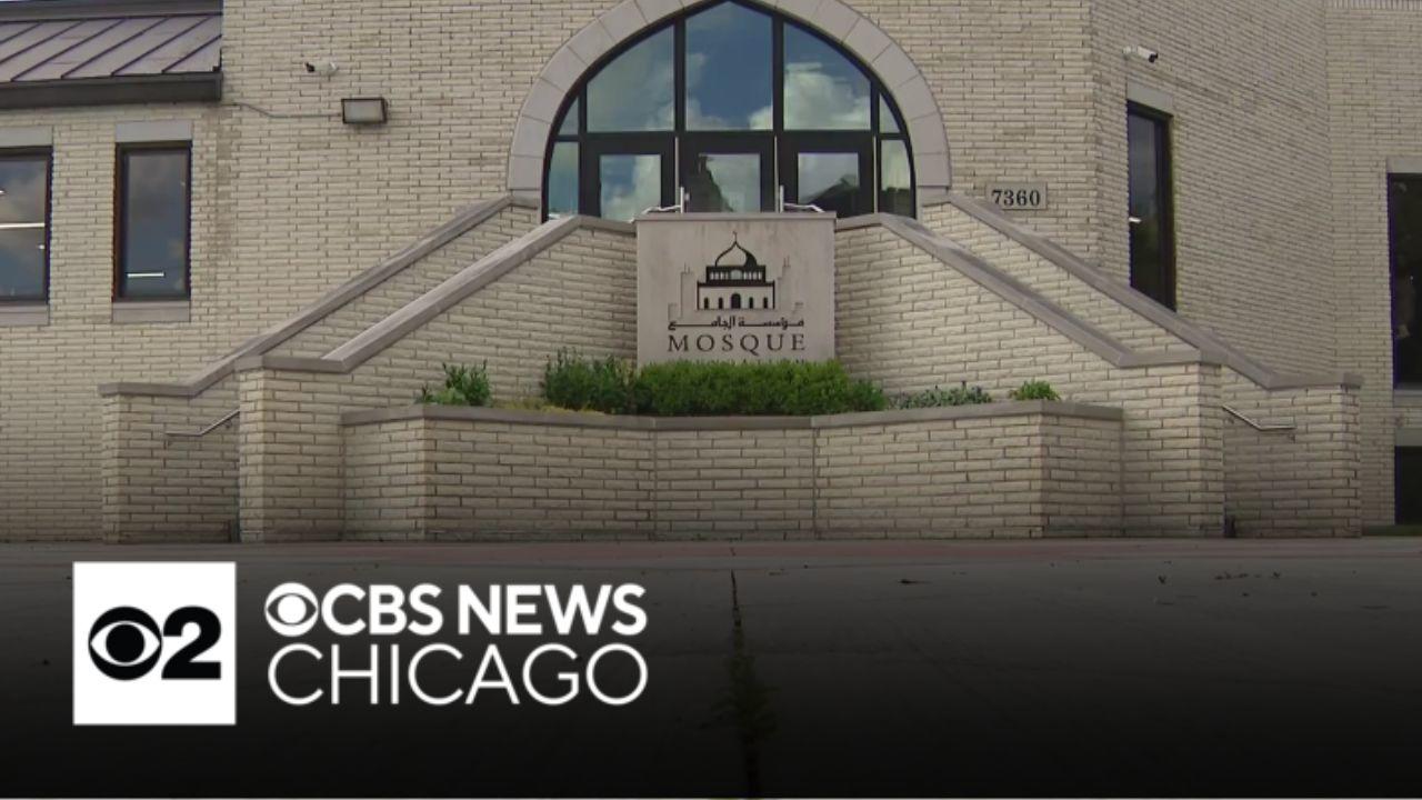 Chicago area mosque guides Muslim community through tragedies - CBS Chicago