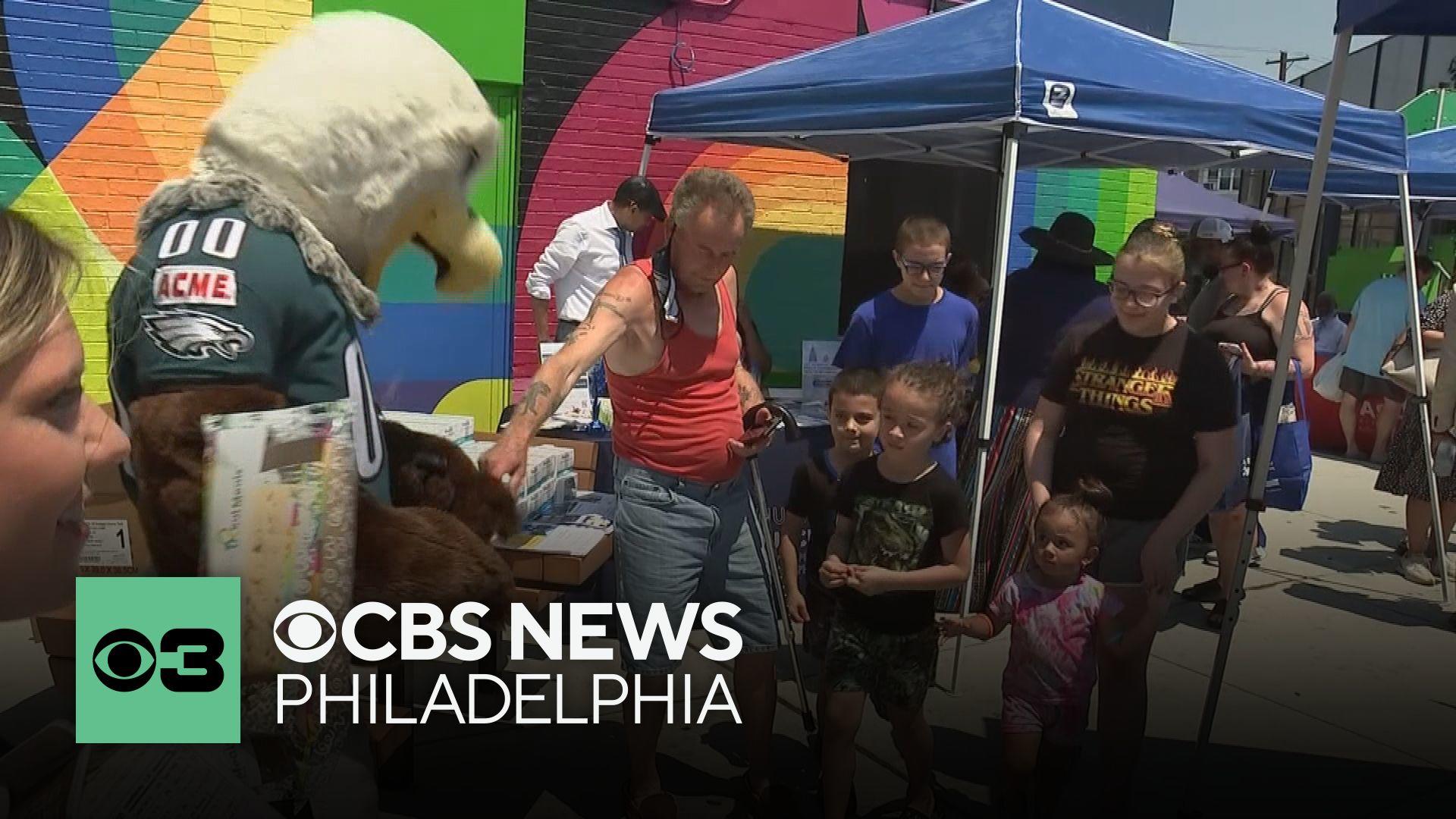 Philadelphia Eagles cheerleaders join Swoop to help kick off summer ...