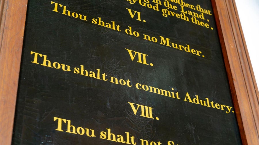 Louisiana becomes first state to require that Ten Commandments be ...