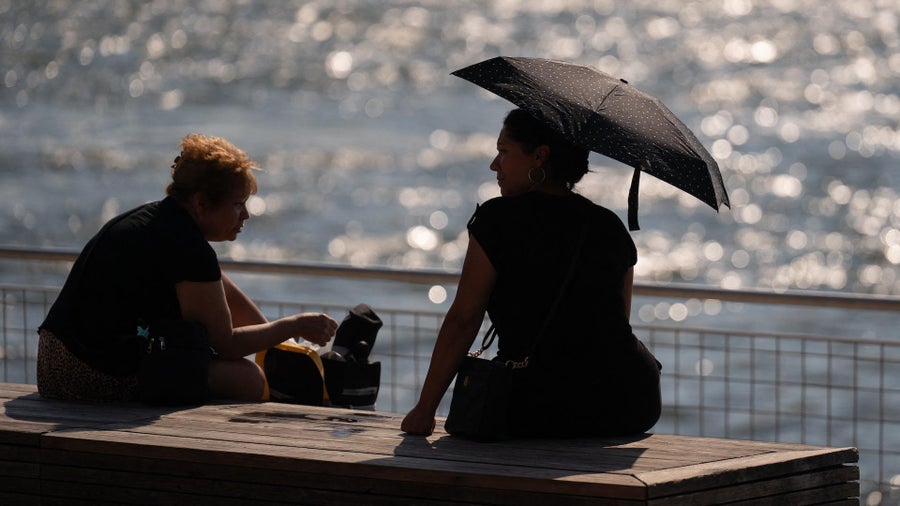 Climate change made spring's heat wave 35 times more likely — and ...