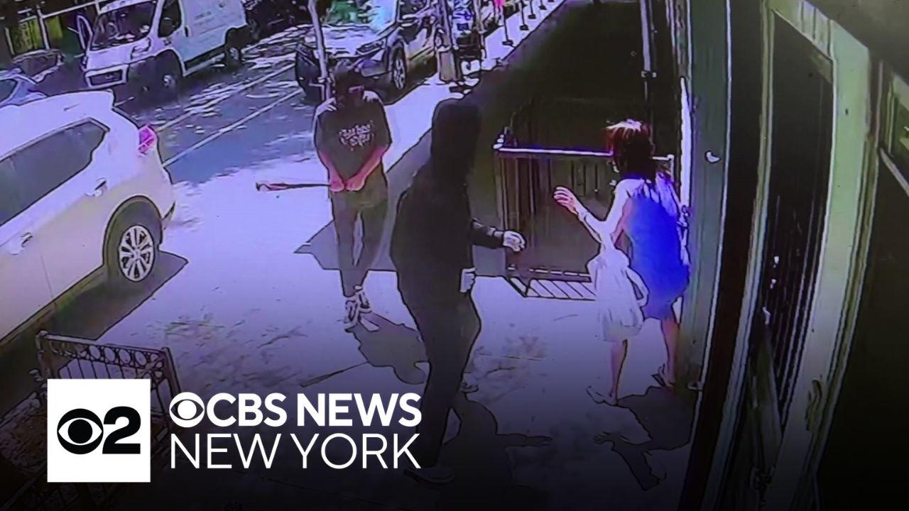 New pictures show suspects in NYC bat attack that was caught on video, police say - CBS New York