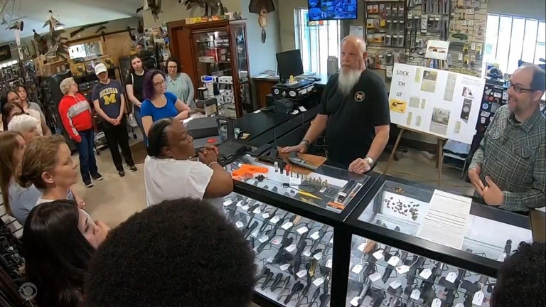 Gun violence crisis prompts doctors to ask patients about firearm ...