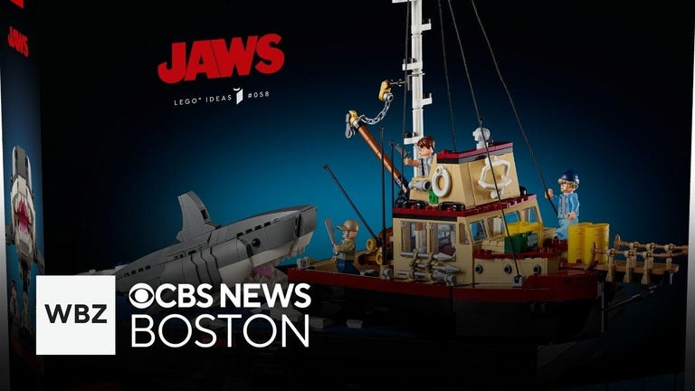 Lego unveils 1,497-piece "Jaws" set designed by fan - CBS Boston