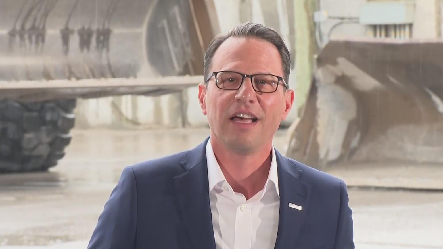 Gov. Josh Shapiro sidesteps questions about if he wants to be Kamala Harris' running mate - CBS ...