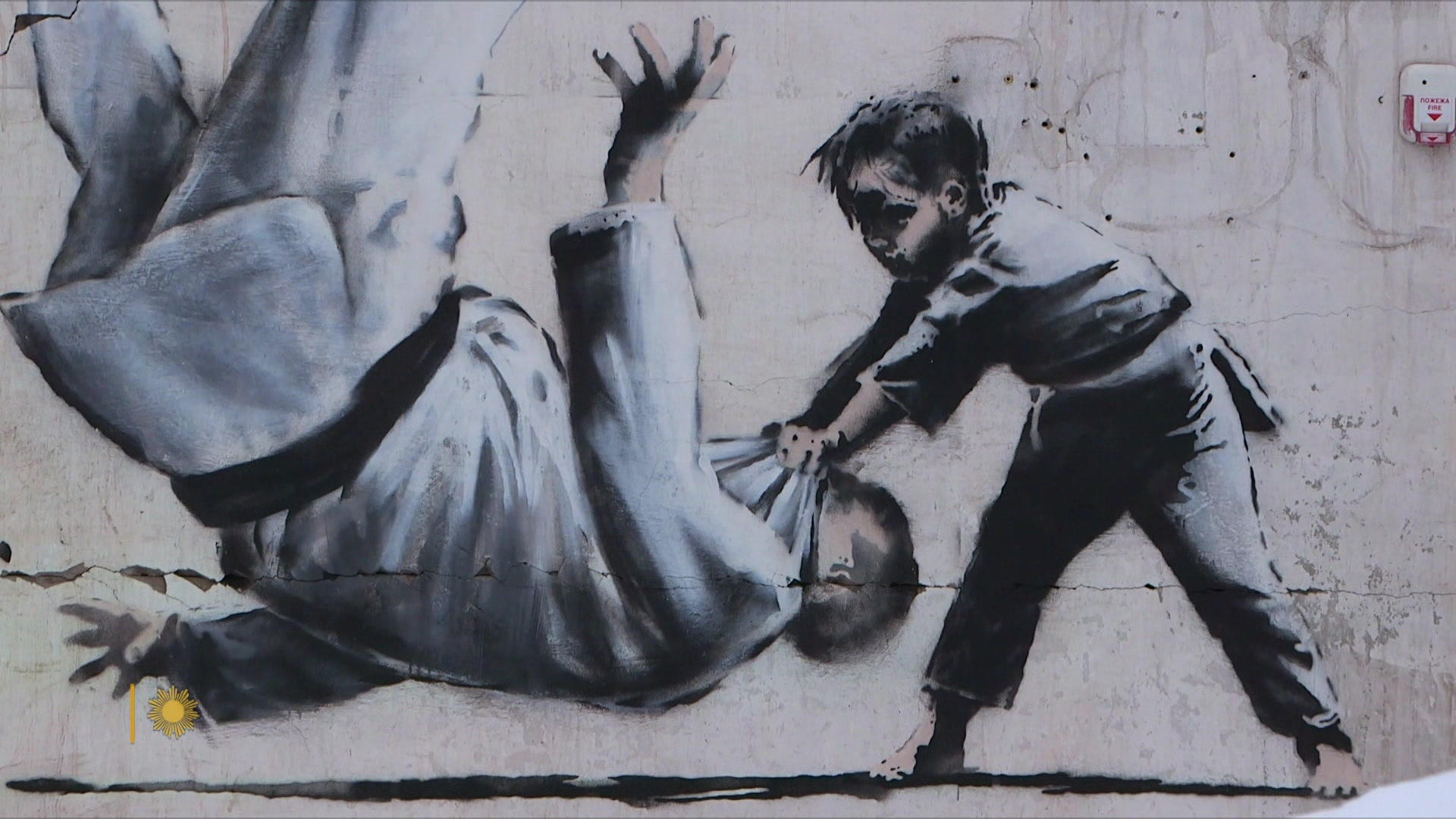 7 new Banksy artworks appear in London - CBS News