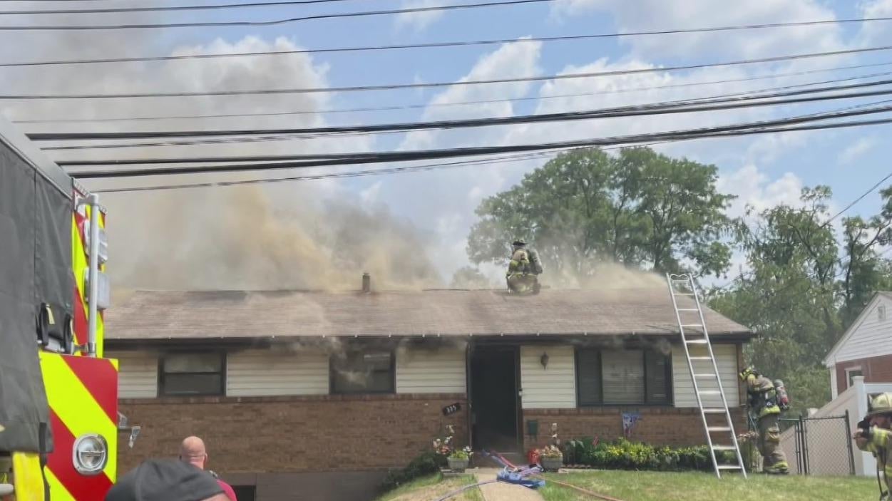 Pittsburgh-area homeowner sets house on fire trying to kill wasps - CBS ...