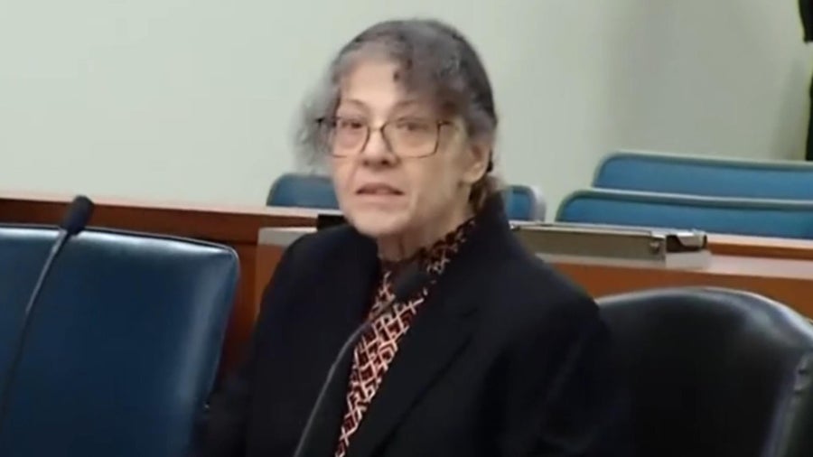 White woman claims she fatally shot Black neighbor out of fear, while ...